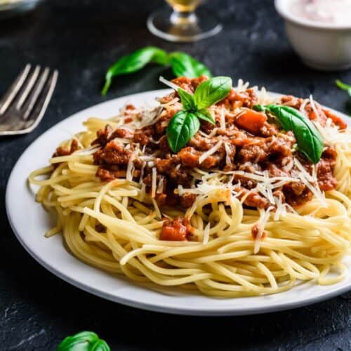 Spaghetti bolognese - pasta med kødsovs