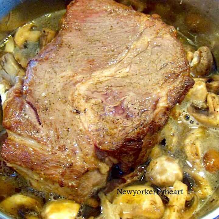 Braiseret kalvegrydesteg med tilbehør